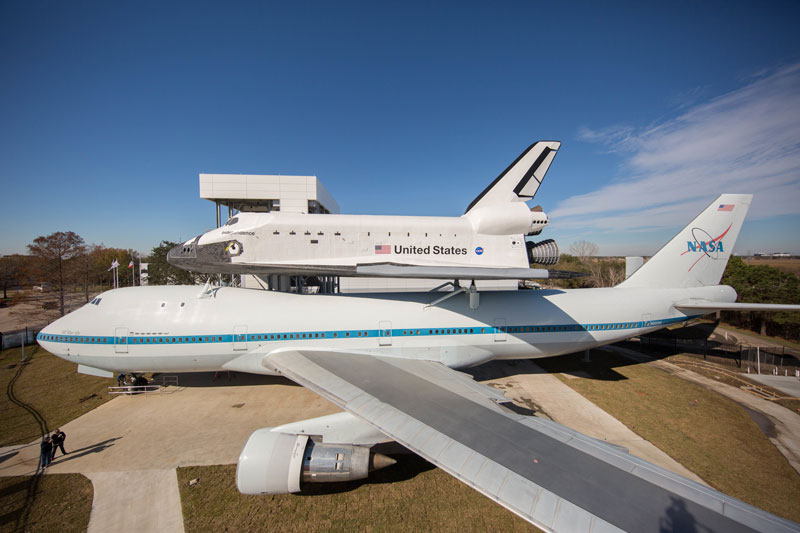 Space-Center-Independent-Plaza | IIBEC